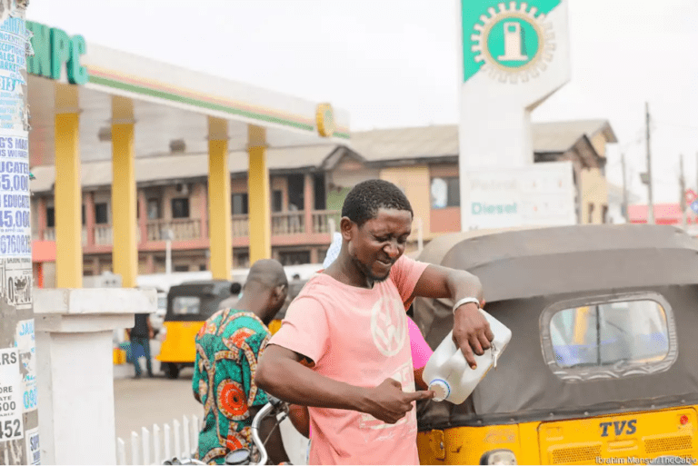 Here is why Nigeria needs to remove Petrol Subsidy - African Liberty